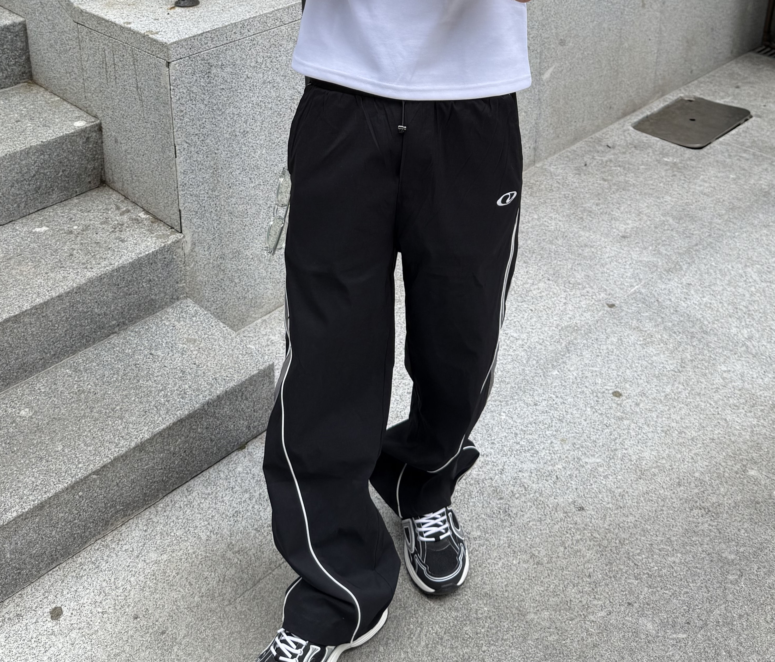 SWEATPANTS / TROUSERS – Amalfi Fabrics